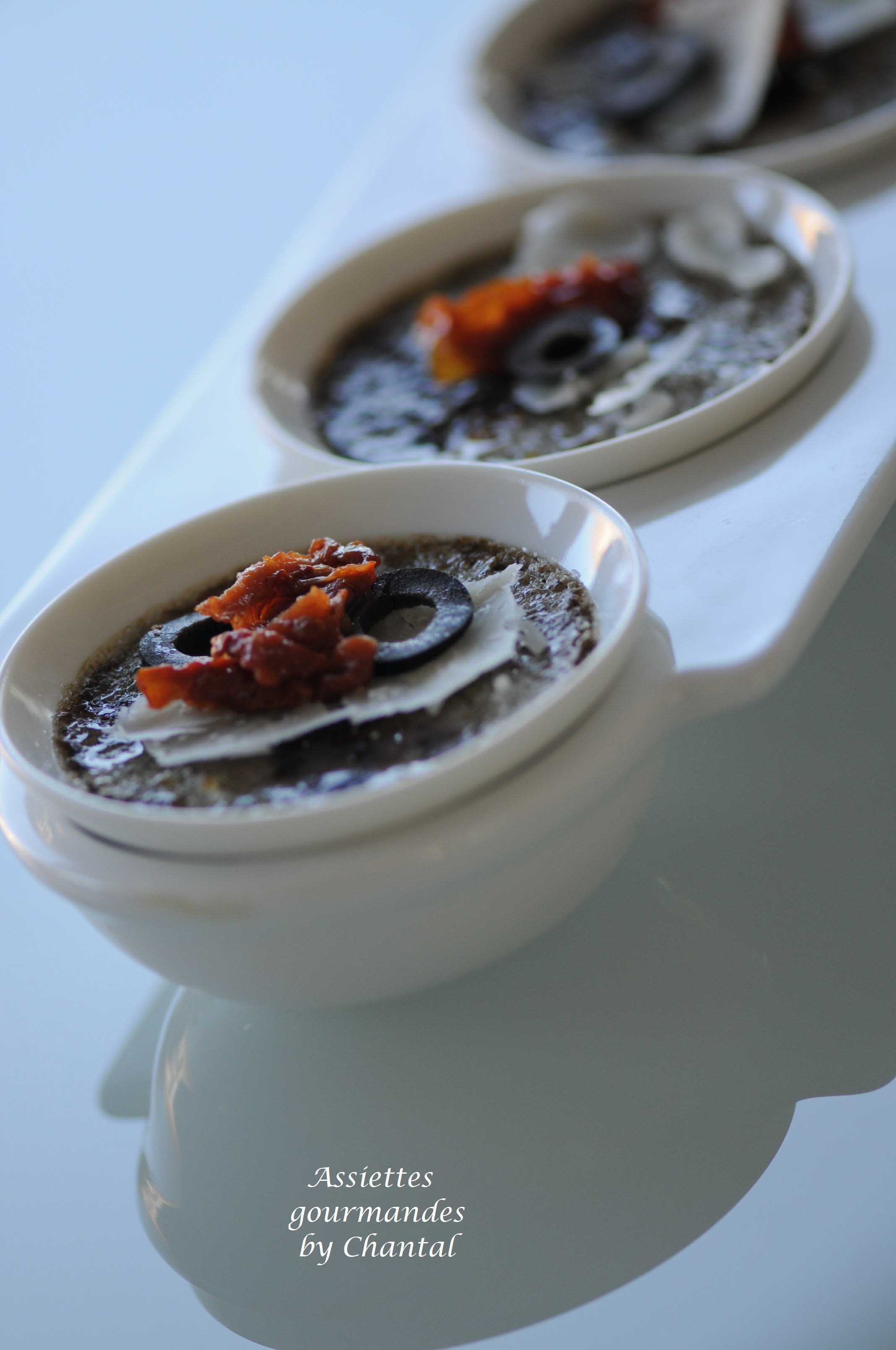 Crème brûlée aux olives noires