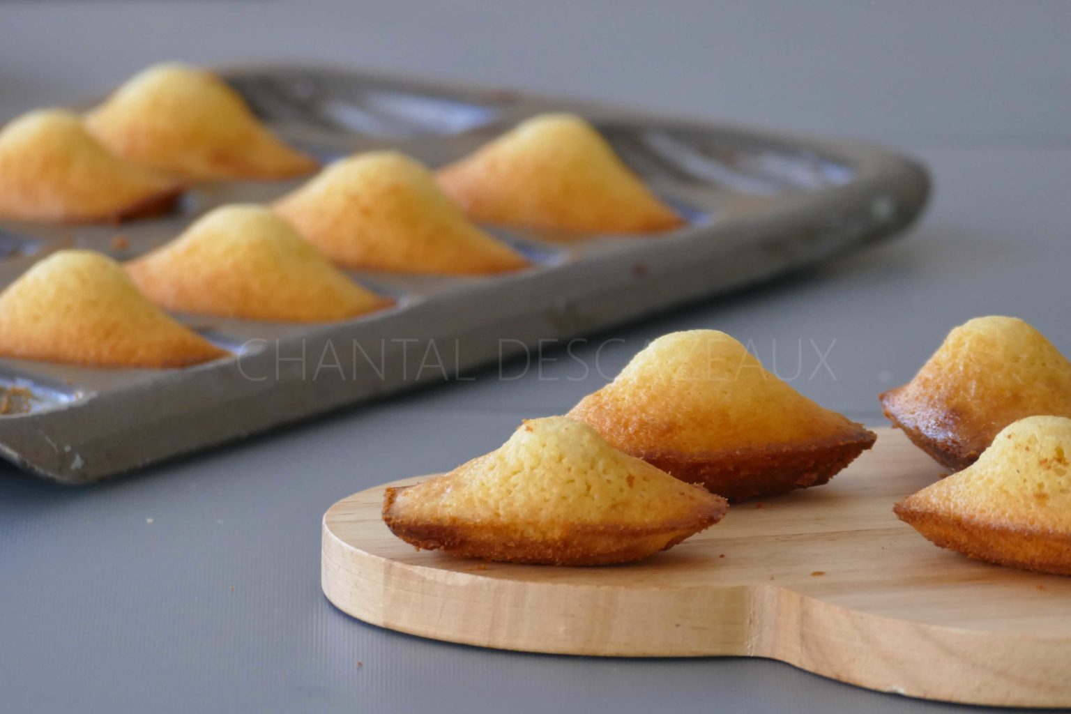 Madeleines - La recette avec la bosse et faite en 5 minutes!