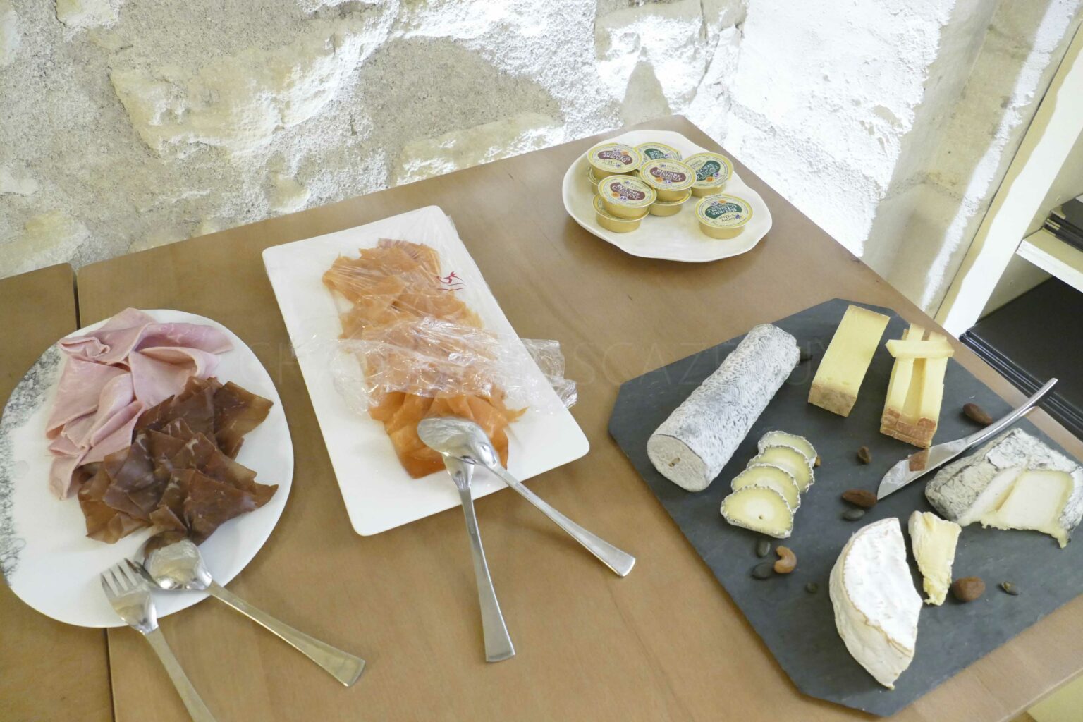 Hôtel Les Hautes Roches - Le luxe d'un Relais & Châteaux avec des ...