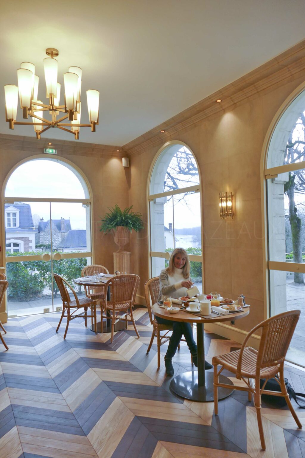 Hôtel Les Hautes Roches - Le luxe d'un Relais & Châteaux avec des ...