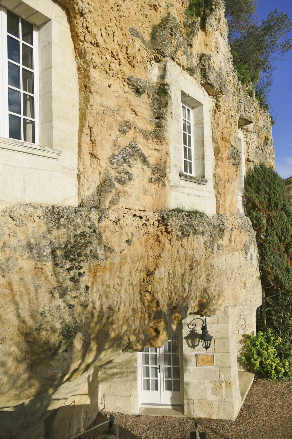 Hôtel Les Hautes Roches - Le luxe d'un Relais & Châteaux avec des ...